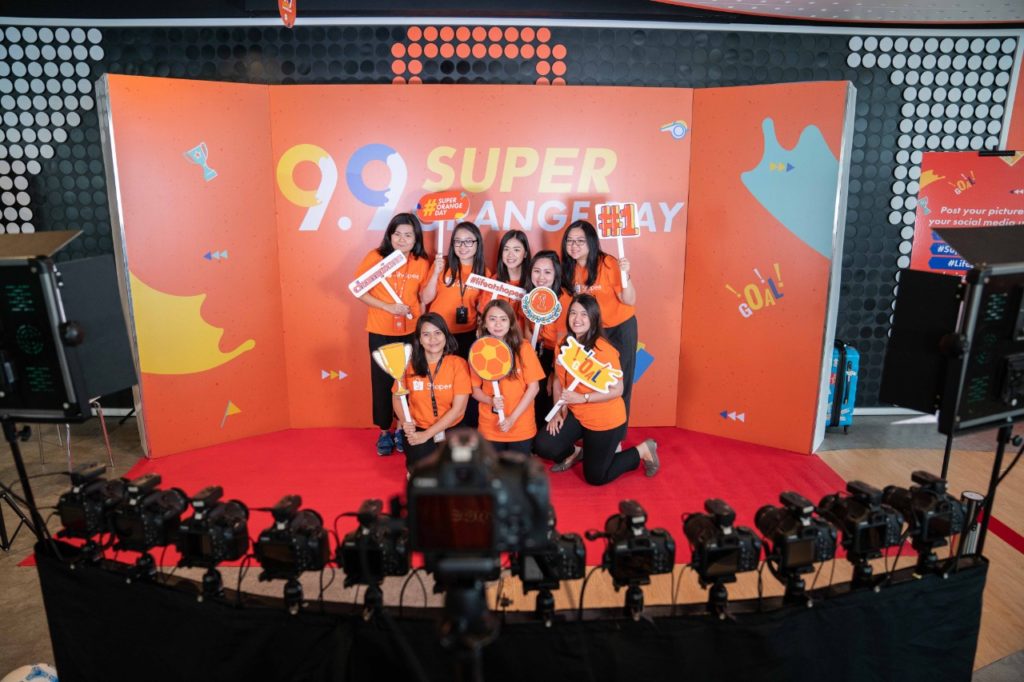 8 Hal yang Membuat Perayaan Shopee Orange Day Semakin Semarak ...