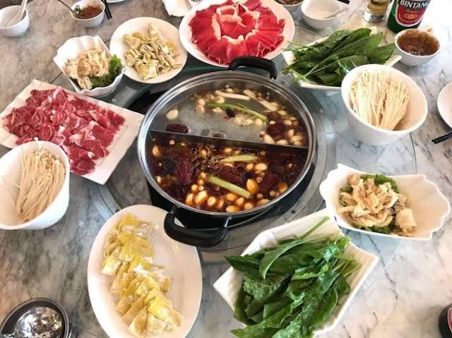 5 Restoran Hot Pot yang Mantap Disantap Saat Musim Hujan Datang ...