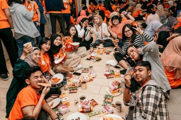 Ini Dia 3 Alasan Millennial Happy Jadi Bagian dari Tim Shopee ...