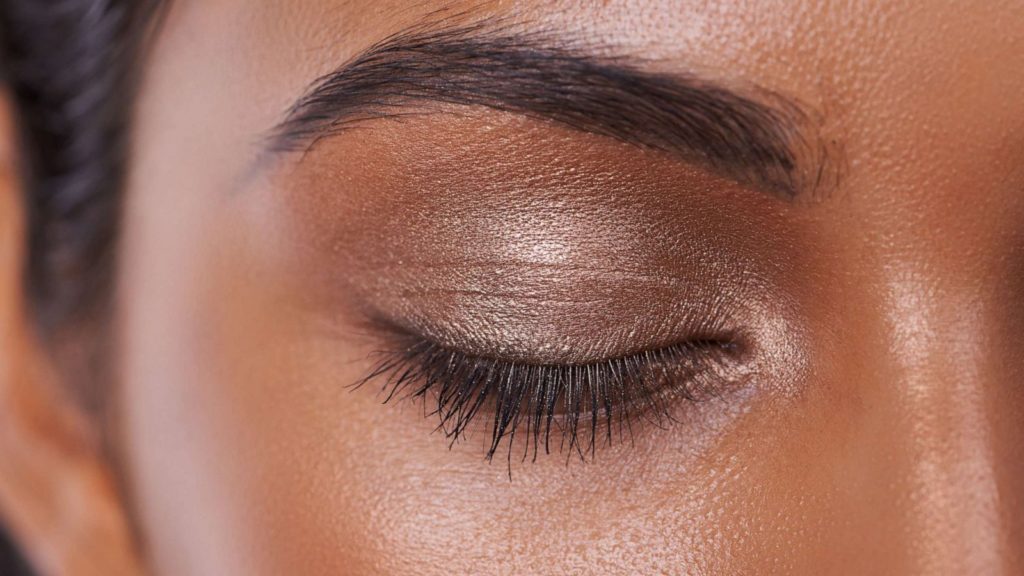 Ini Dia Tips Makeup Tahan Lama, Anti Luntur Sepanjang Hari Walau Pakai ...