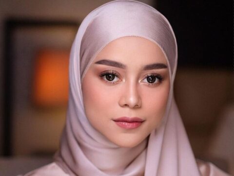 Ini 5 Prestasi Membanggakan Lesti Kejora yang Ramaikan Shopee Live! - Inspirasi Shopee