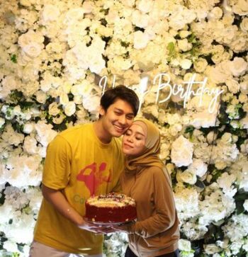 Lesti Kejora Hadir di Shopee Live! Ini 7 Potret Harmonisnya dengan Rizky Billar - Inspirasi Shopee