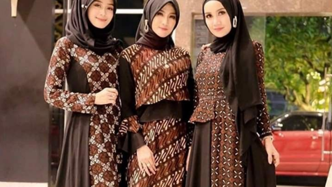 Baju Batik Wanita Yang Elegan