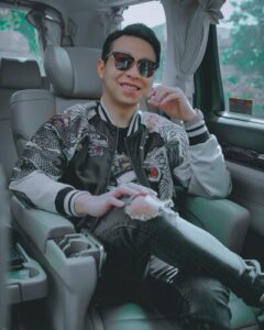 Profil dan Biodata dr. Richard Lee yang Raup Omzet Miliaran Rupiah di ...