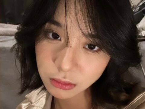 11 Foto Azizi JKT48 yang Manis dan Gemas Banget, Bikin Salah Fokus ...