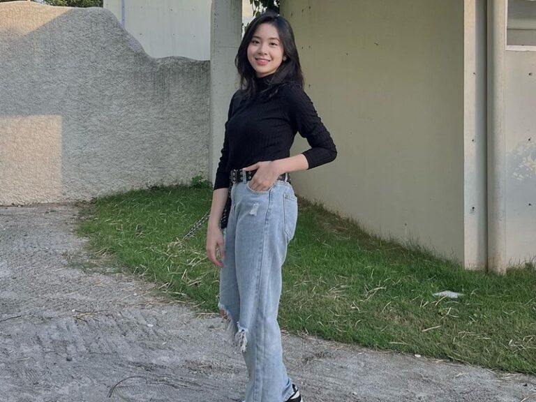 11 Foto Azizi JKT48 yang Manis dan Gemas Banget, Bikin Salah Fokus ...