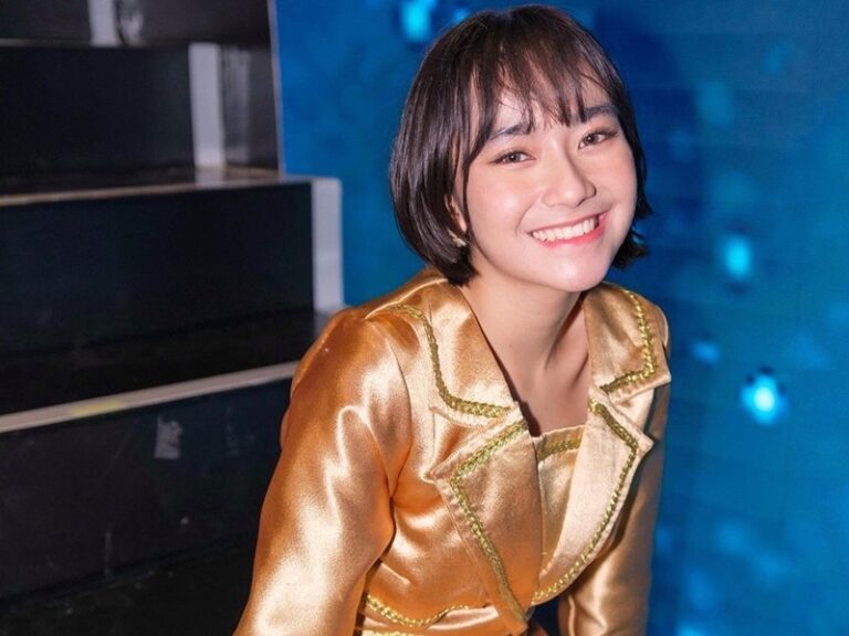 17 Foto Freya JKT48 yang Punya Darah Biru, Kini Tampil di MV Terbaru Shopee - Inspirasi Shopee