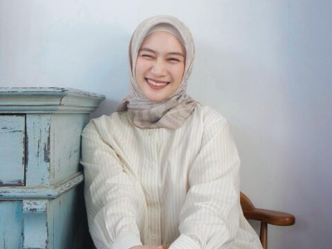 Profil dan Biodata Melody JKT48, Eks Member JKT48 yang Punya Segudang Prestasi - Inspirasi Shopee