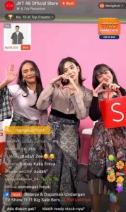 JKT48 Zee dan Freya Tampil Perdana di Shopee Live! Sukses Bikin Gempar Se-Indonesia - Inspirasi ...