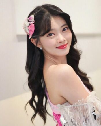 Profil dan Biodata Fiony JKT48, Jago Gambar & Berdarah Jepang! - Inspirasi Shopee