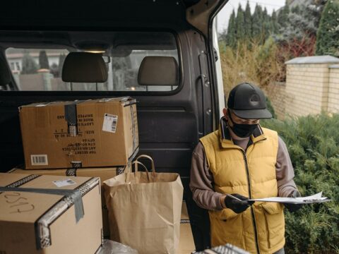 10 Jasa Pengiriman Express Terbaik dan Keuntungannya - Inspirasi Shopee