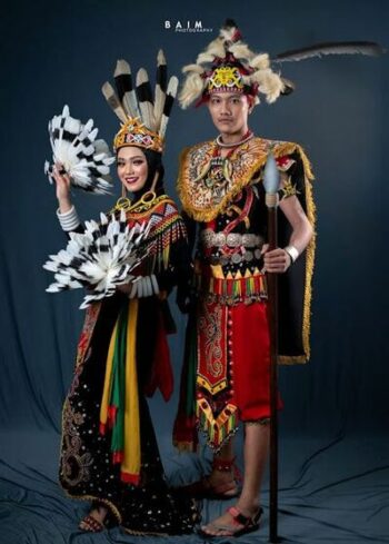 38 Pakaian Adat Indonesia, Lengkap! - Inspirasi Shopee