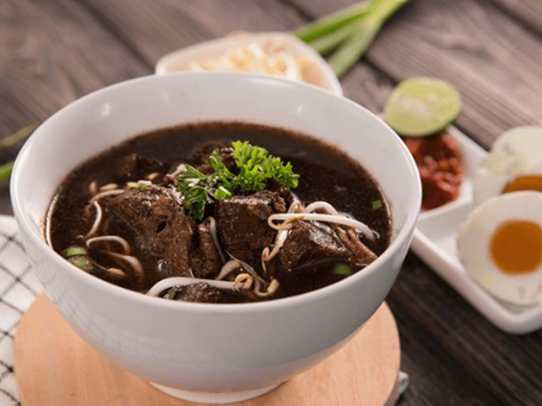 5 Resep Rawon Daging Sapi Khas Jawa Timur - Inspirasi Shopee